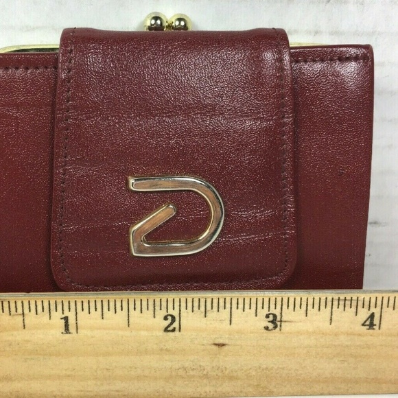Buxton | Bags | Buxton Vtg Red Leather Kiss Lock Coin Purse Wallet ...